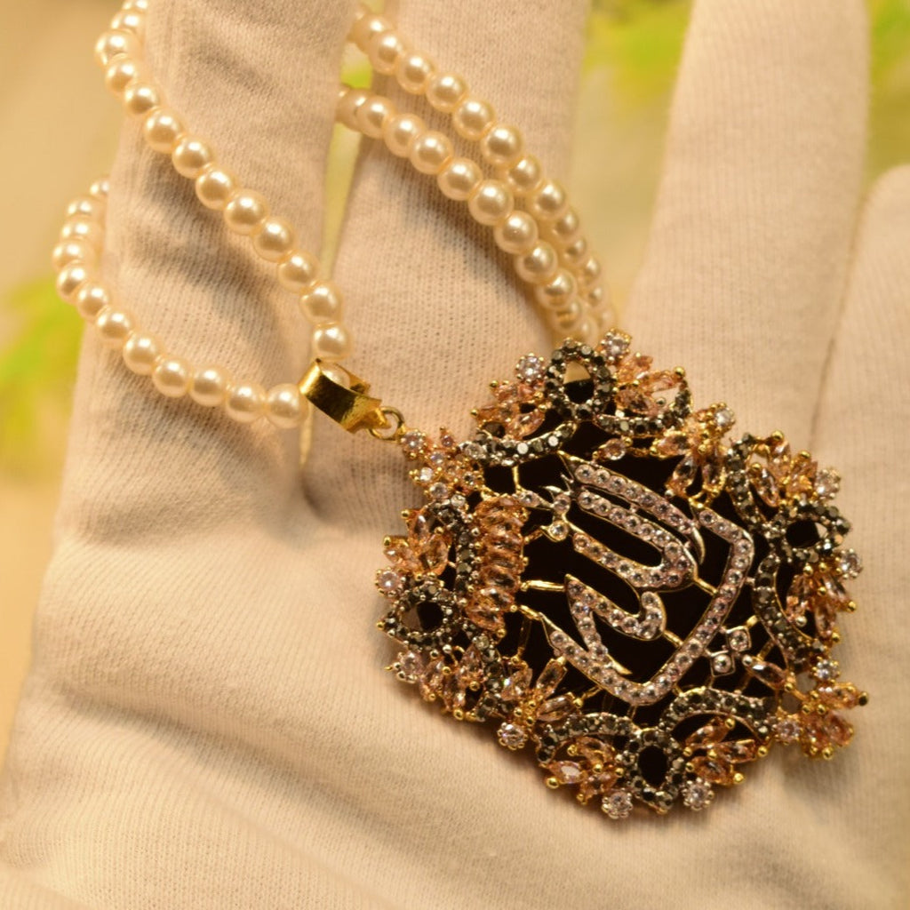 Women's Necklace Set Online in Pakistan | Necklace Design | Meerzah