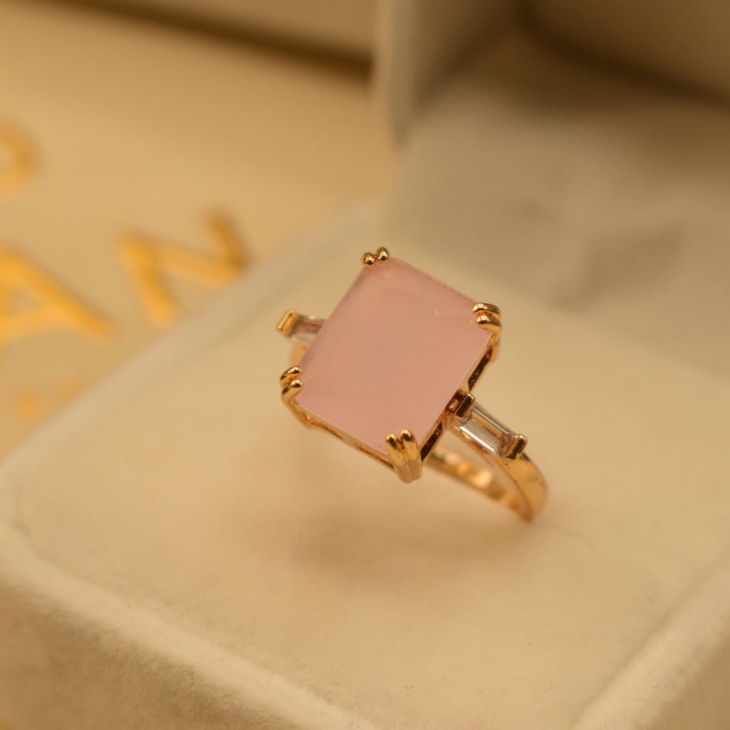 Elegant Design Golden Green/Red/Pink Stone Ring for Girls/Women | Meerzah