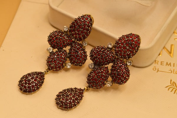 Buy Pakistani Earrings for Women Online | Gold Earrings | Meerzah